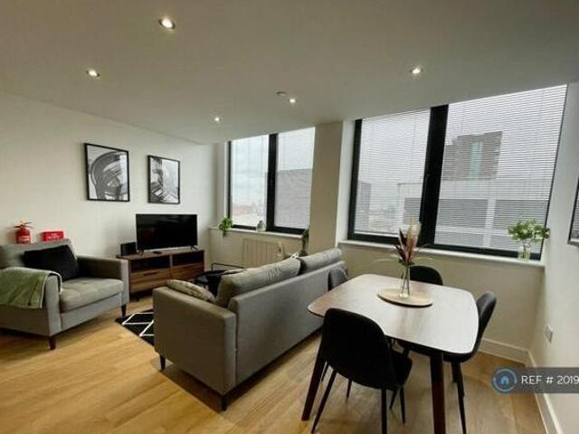 2 Bedroom Flat For Rent In Manchester