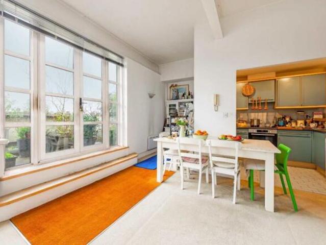 2 bedroom flat for rent in Manor Gardens, London, N7