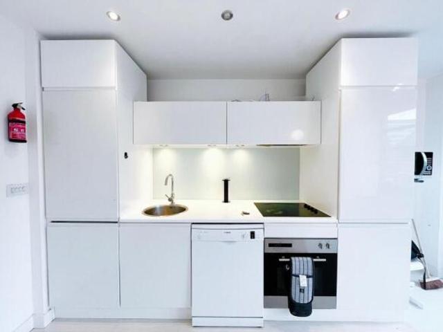 2 bedroom flat for rent in Manor Mills, Ingram Street, Leeds, LS11