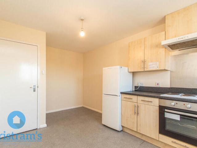 2 bedroom flat for rent in Manor Park Court, Derby, DE22