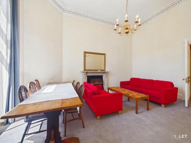 2 bedroom flat for rent in Manor Place, West End, Edinburgh, EH3