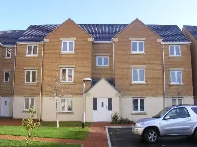 2 bedroom flat for rent in Macfarlane Chase, The Park, Weston.