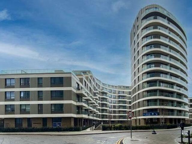 2 bedroom flat for rent in MacLaren court London HA9