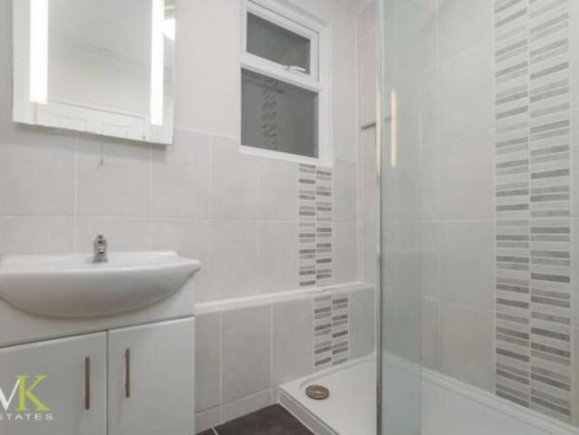 2 bedroom flat for rent in Madeira Road, The Chantry, BH1