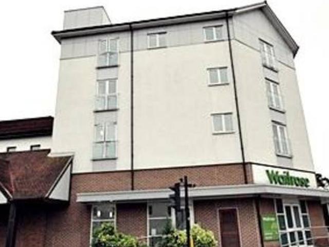 2 bedroom flat for rent in Maidenhead SL6