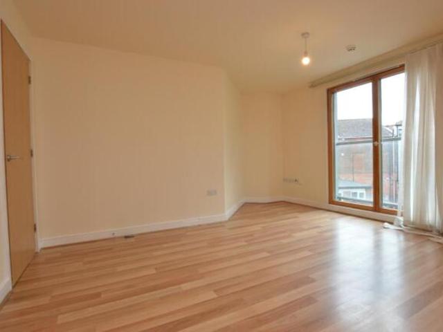2 bedroom flat for rent in Maidstone Road, Norwich, Norfolk, NR1