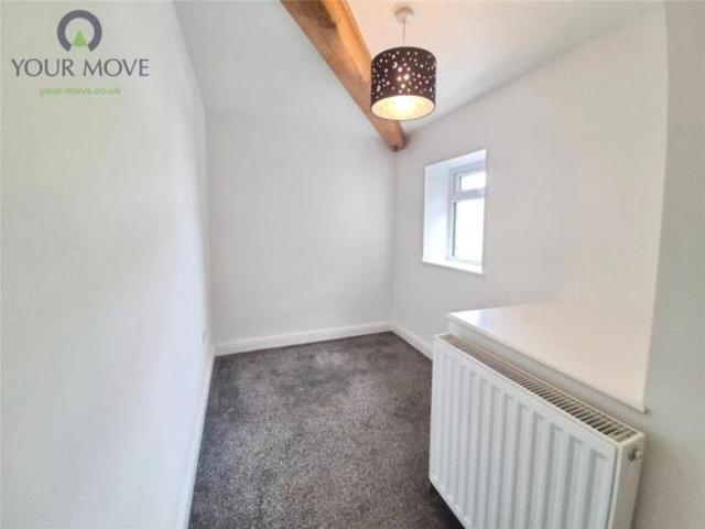 2 bedroom flat for rent in Main Road, Denholme, Bradford, West Yorkshire, BD13