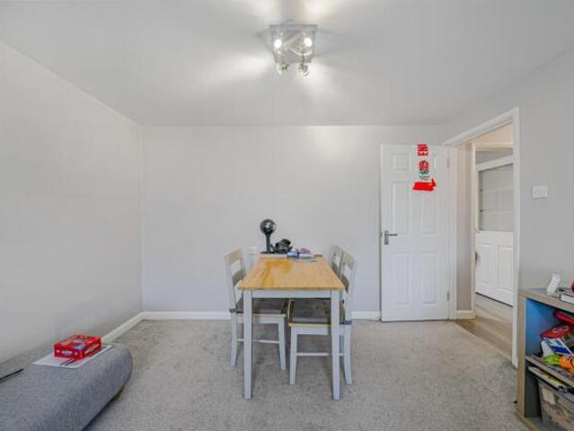 2 bedroom flat for rent in Main Road, Sidcup, DA14
