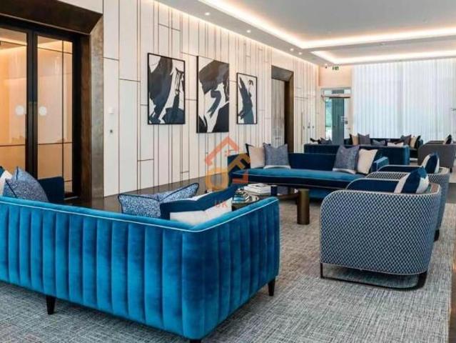 2 bedroom flat for rent in Maine Tower, 9 Harbour Way, London E14