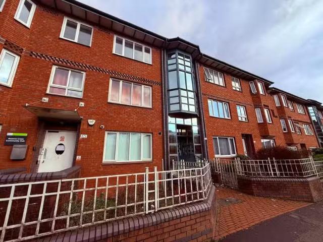 2 bedroom flat for rent in Maryhill Road, Woodside, G20