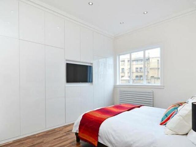 2 Bedroom Flat For Rent In Marylebone, London