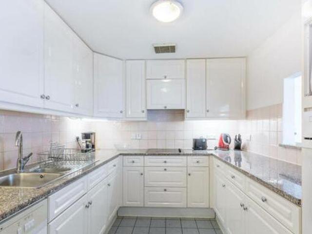 2 Bedroom Flat For Rent In Marylebone, London