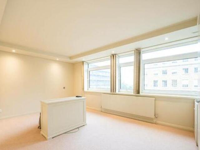 2 Bedroom Flat For Rent In Marylebone, London