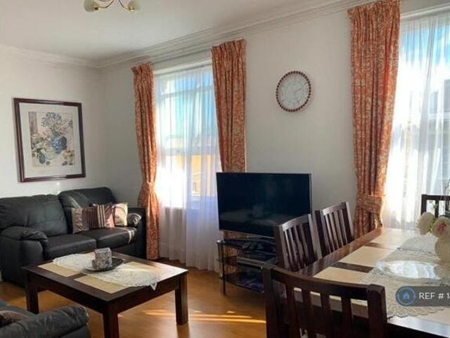 2 Bedroom Flat For Rent In Marylebone