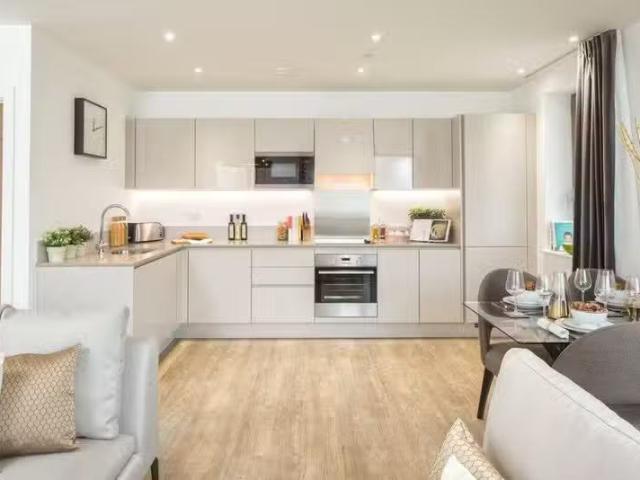 2 bedroom flat for rent in Marathon House, HA9