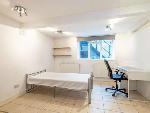 2 bedroom flat for rent in Marchmont Street, Bloomsbury, WC1N