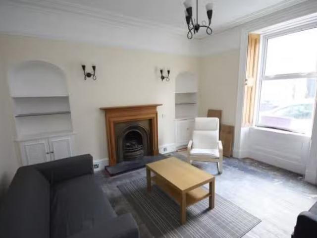 2 bedroom flat for rent in Margaret Street, City Centre, Aberd.