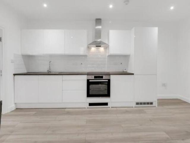 2 bedroom flat for rent in Margery Park Road, London, E7