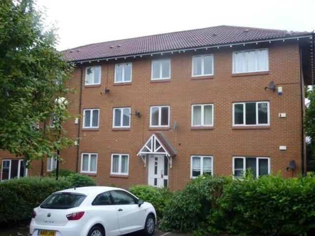 2 bedroom flat for rent in Marie Curie Drive, Elswick, NE4