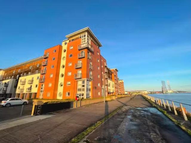 2 bedroom flat for rent in Marine Parade, Dundee, DD1