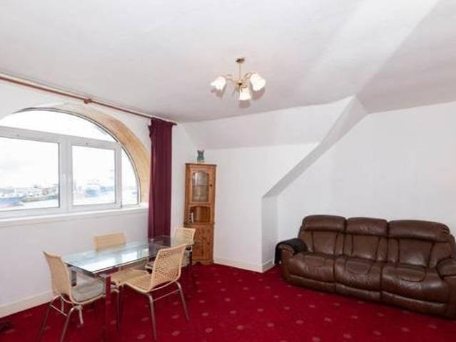 2 bedroom flat for rent in Market Street City Centre Aberdeen AB11