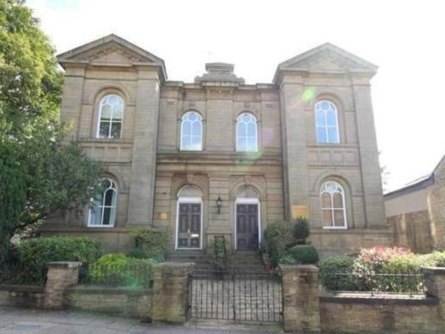 2 bedroom flat for rent in Market Place Ramsbottom Bury BL0