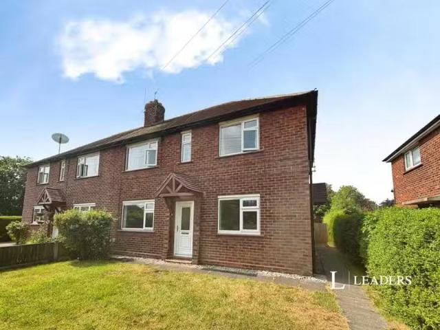 2 bedroom flat for rent in Marshfield Avenue, Crewe, Cheshire.