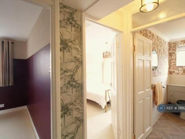 2 bedroom flat for rent in Marsland Road, West Midlands, B92
