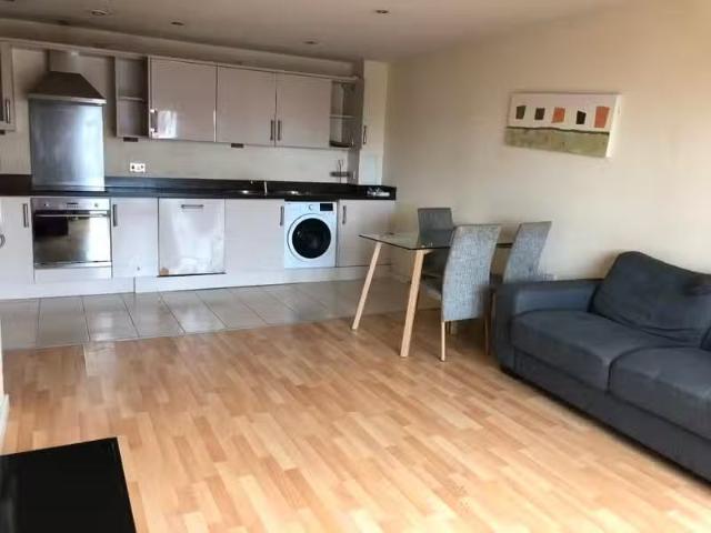 2 bedroom flat for rent in Masshouse Plaza, Birmingham, B5