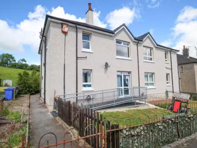 2 bedroom flat for rent in Maybole Road, Kirkmichael, KA19