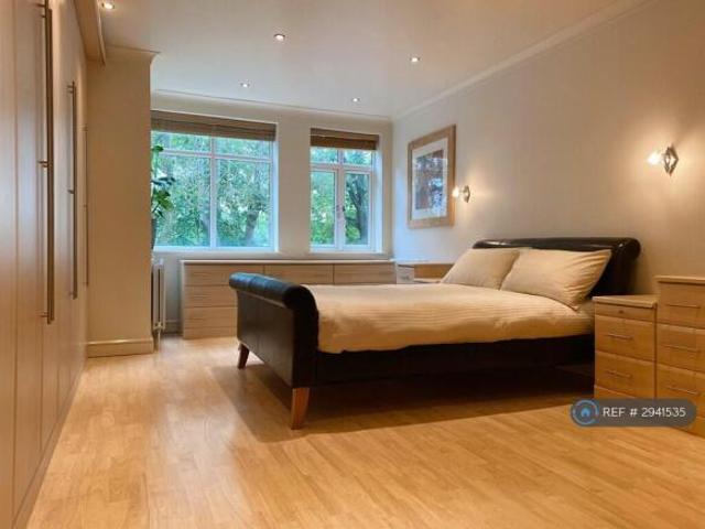 2 bedroom flat for rent in Maycroft House, Mossley Hill, Liverpool, L18