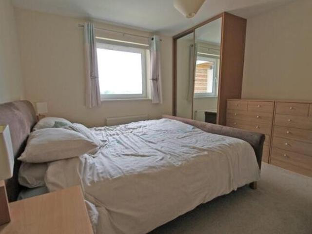 2 bedroom flat for rent in Mayfair Court, Observer Drive, Watford, WD18