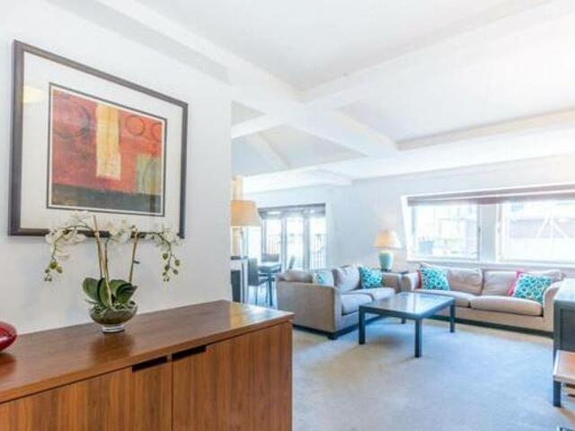 2 Bedroom Flat For Rent In Mayfair, London