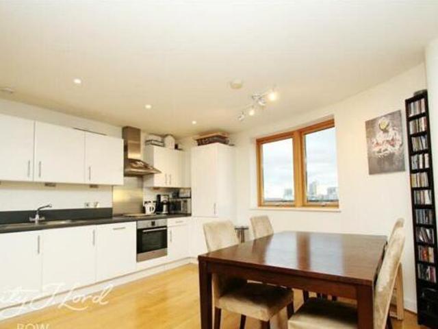 2 Bedroom Flat For Rent In Meath Crescent
