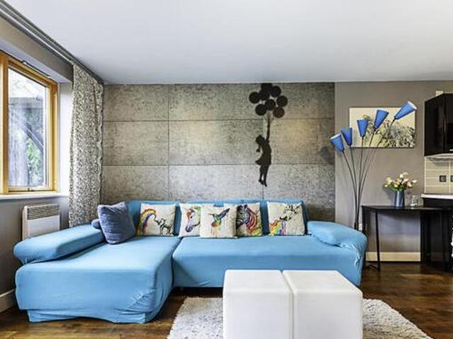 2 Bedroom Flat For Rent In Meath Crescent, London