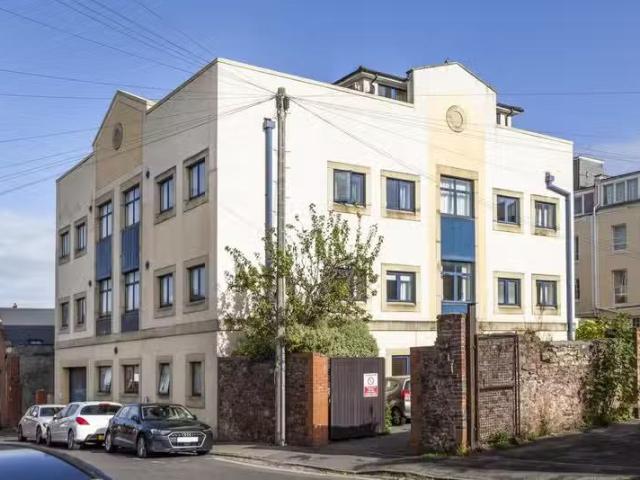 2 bedroom flat for rent in Media House, Clifton, BS8