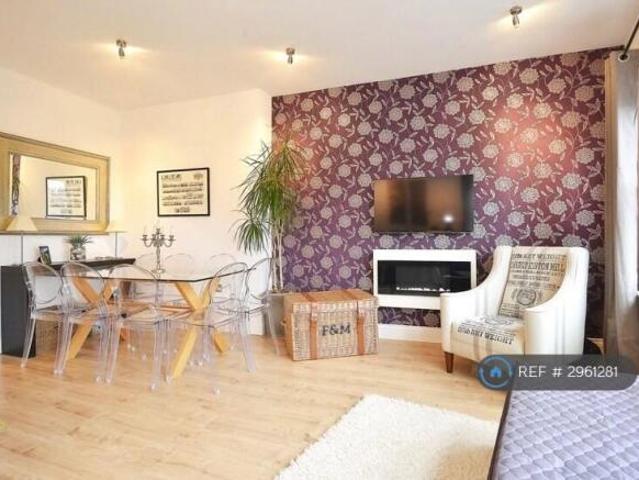 2 bedroom flat for rent in Melbourne Grove, London, SE22
