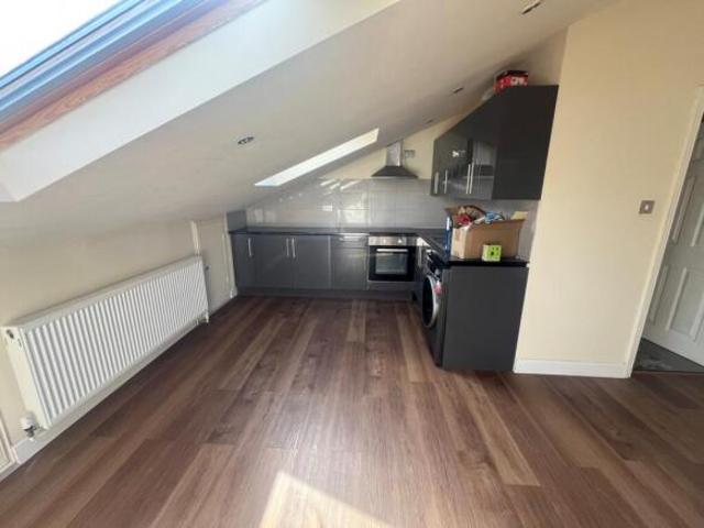 2 bedroom flat for rent in Melrose House, 9 Waverley Street, Nottingham, Nottinghamshire, NG7