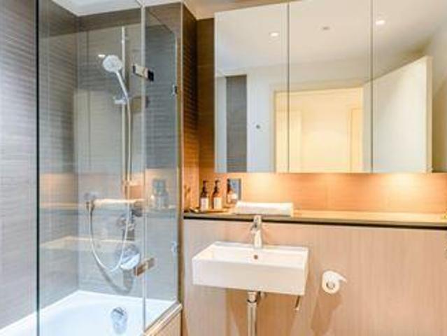 2 bedroom flat for rent in Merchant Square East, London, W2