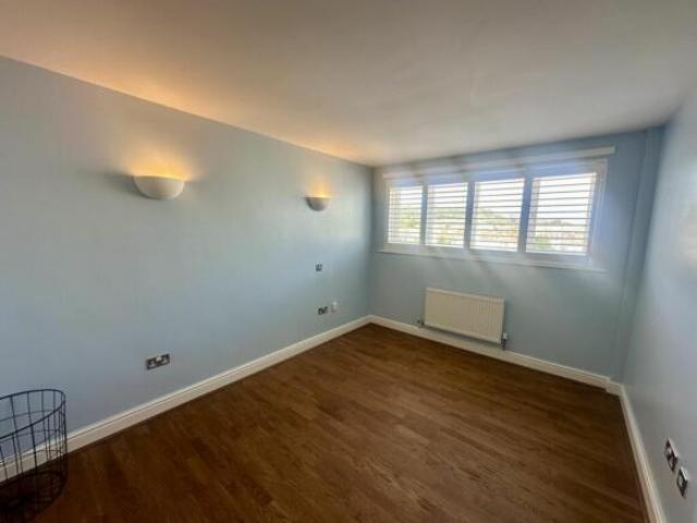 2 bedroom flat for rent in Merchants Place, Rendezvous Street, CT20