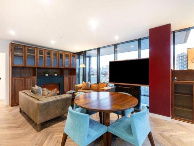 2 bedroom flat for rent in Merino Gardens, Wapping, London, E1W