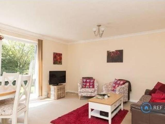 2 bedroom flat for rent in Mersey Road Stockport SK4