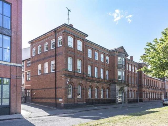 2 bedroom flat for rent in Mint Drive, Hockley, B18