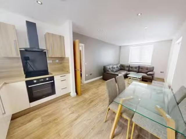 2 bedroom flat for rent in Mint Drive, Hockley, B18