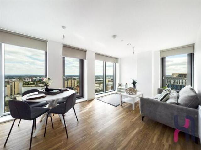 2 bedroom flat for rent in Michigan Point Tower D, 18 Michigan Avenue, M50