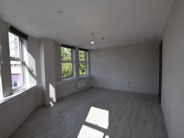 2 bedroom flat for rent in Midgate, City Centre, Peterborough, PE1