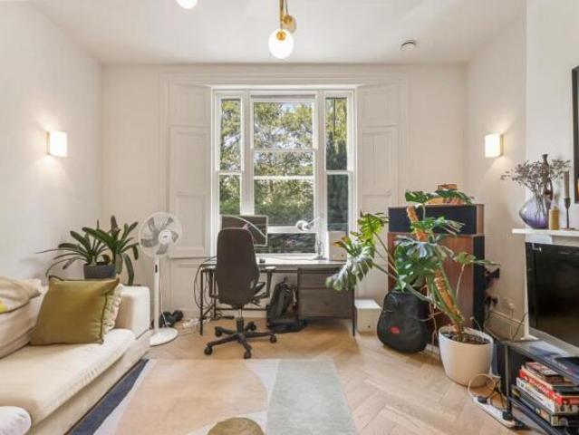 2 bedroom flat for rent in Mildmay Grove South, London, N1
