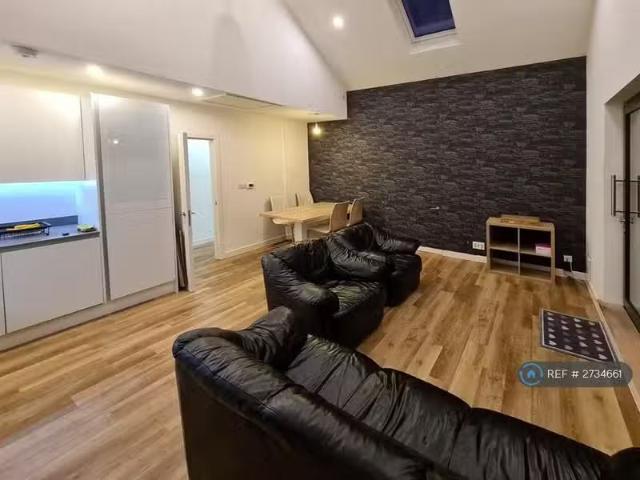 2 bedroom flat for rent in Mill End Road, Cambridge, CB1