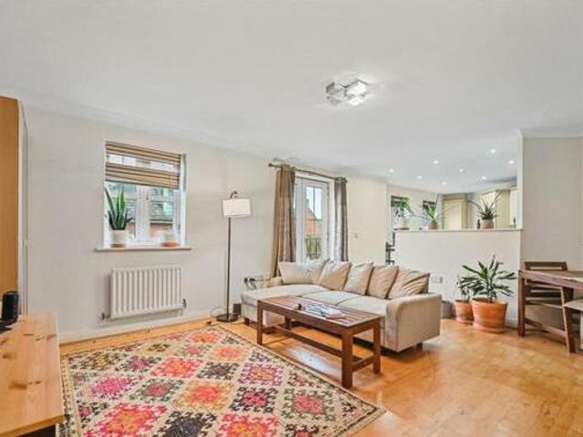 2 Bedroom Flat For Rent In Mill Hill East, London