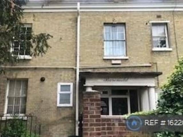 2 bedroom flat for rent in Millbrook Road West Southampton SO15